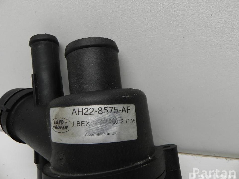 Thermostat Housing AH228575AF Land Rover DISCOVERY IV 2013