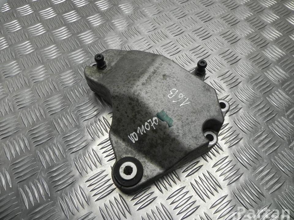 Bracket A2702230002 Mercedes-Benz CLA Coupe 2014