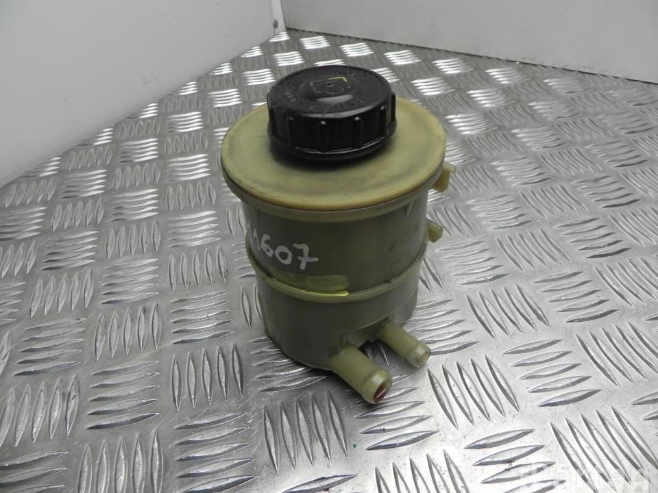 Expansion Tank, power steering 8200005185 Renault LAGUNA II Grandtour 2006