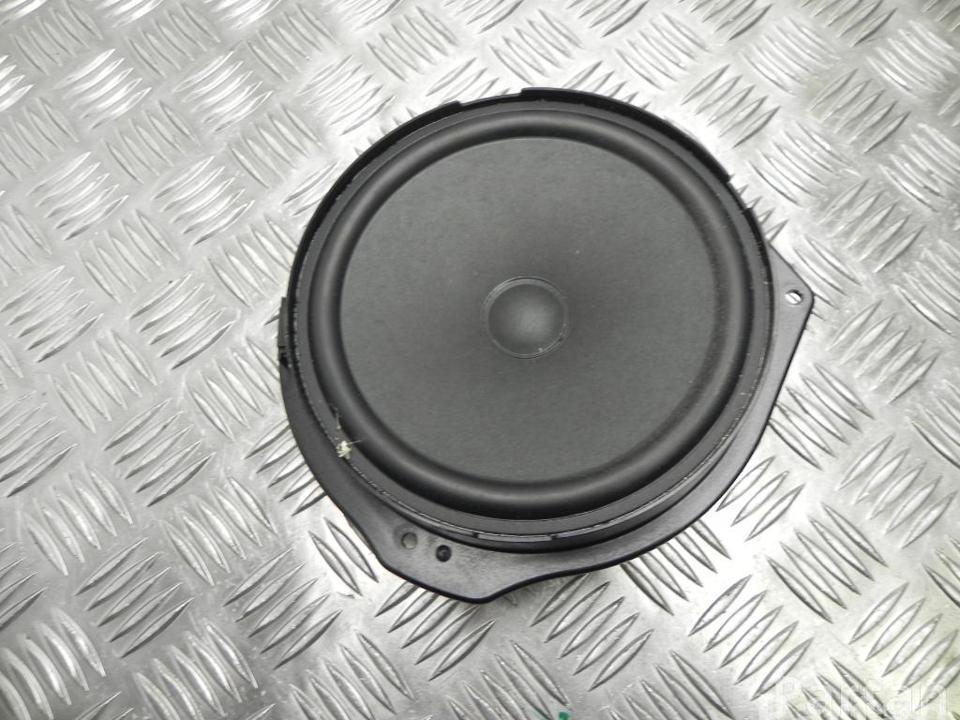 Loudspeaker A2048201902 Mercedes-Benz C-CLASS 2008 - €14