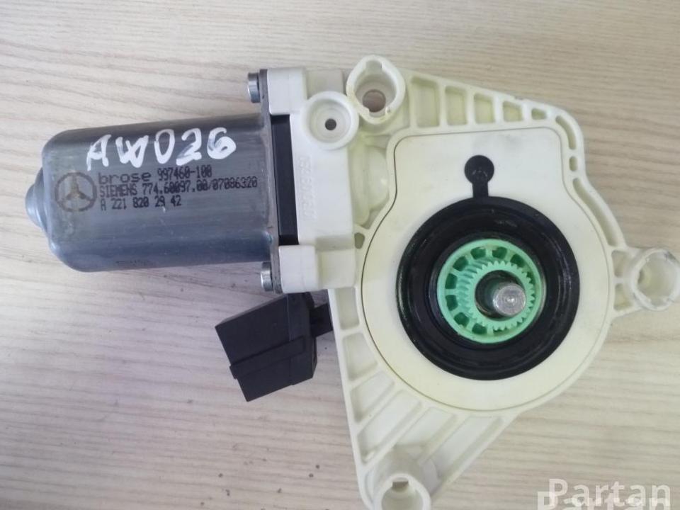 Window lifter motor A2218202942 Mercedes-Benz S-CLASS 2007