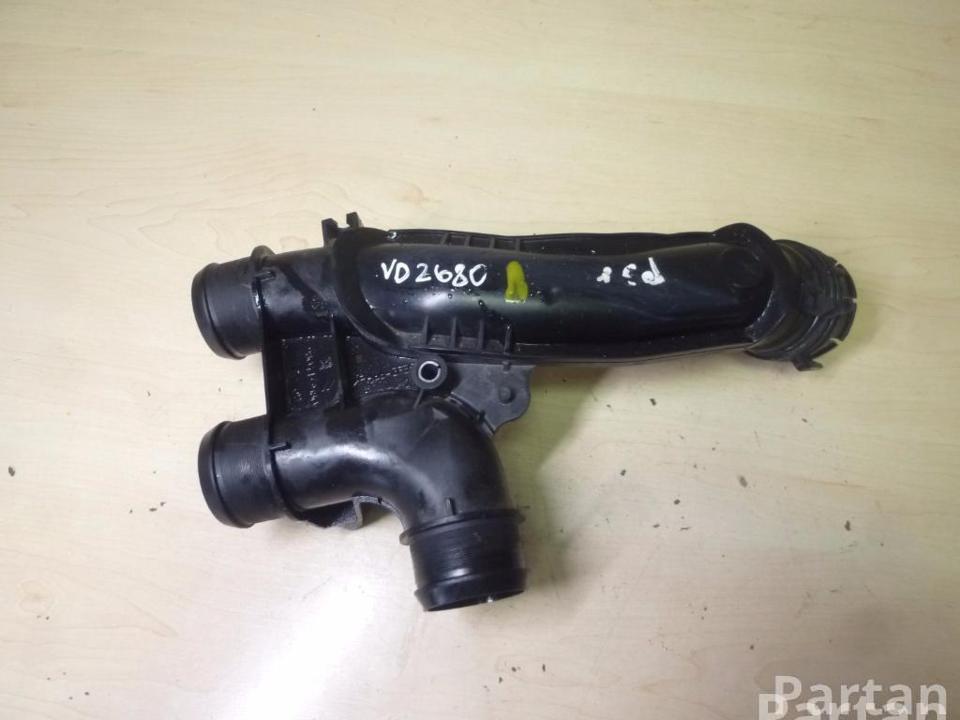 Intake air duct 9804177580 Peugeot 308 II 2015 - €15