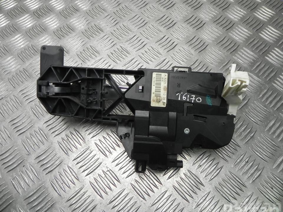 Door Handle A2217601234 Mercedes-Benz S-CLASS 2008