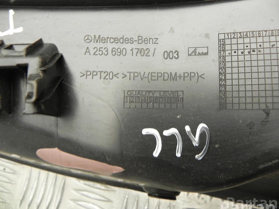 Molding A2536901702 Mercedes-Benz GLC 2017