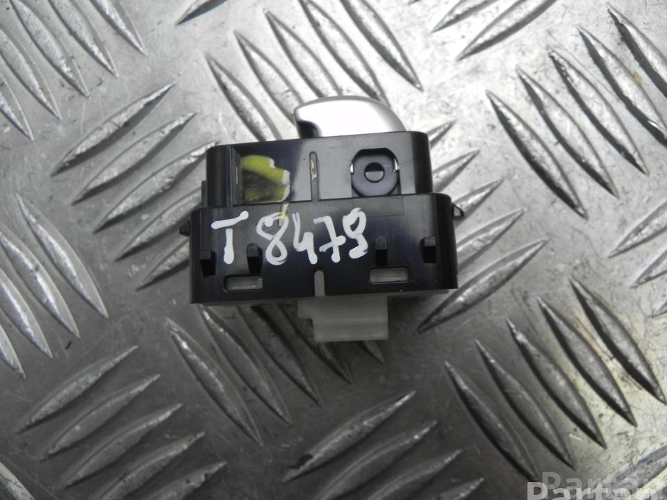 Switch/Button A2059058404 Mercedes-Benz GLC 2017