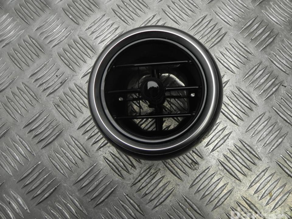 Air vent A2058304004 Mercedes-Benz C-CLASS 2015