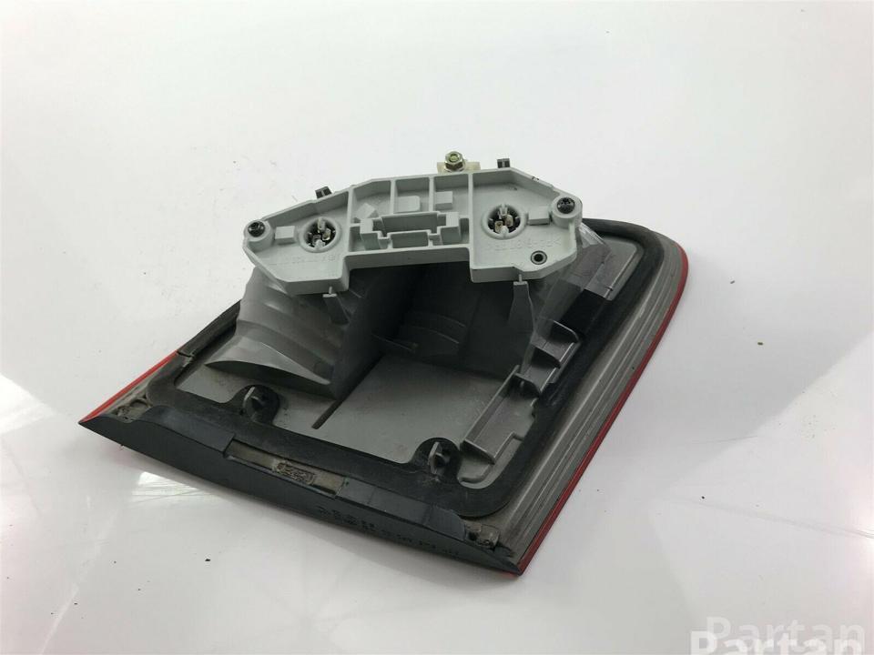 MERCEDES-BENZ A2118200777 E-CLASS (W211) 2005 Taillight