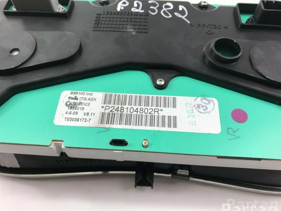 Dashboard (instrument cluster) P248104802R Renault SANDERO/STEPWAY I 2012