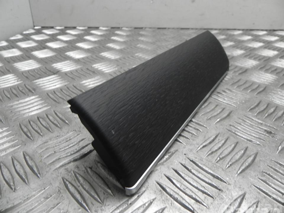 Trim A1676807900 Mercedes-Benz GLE 2019