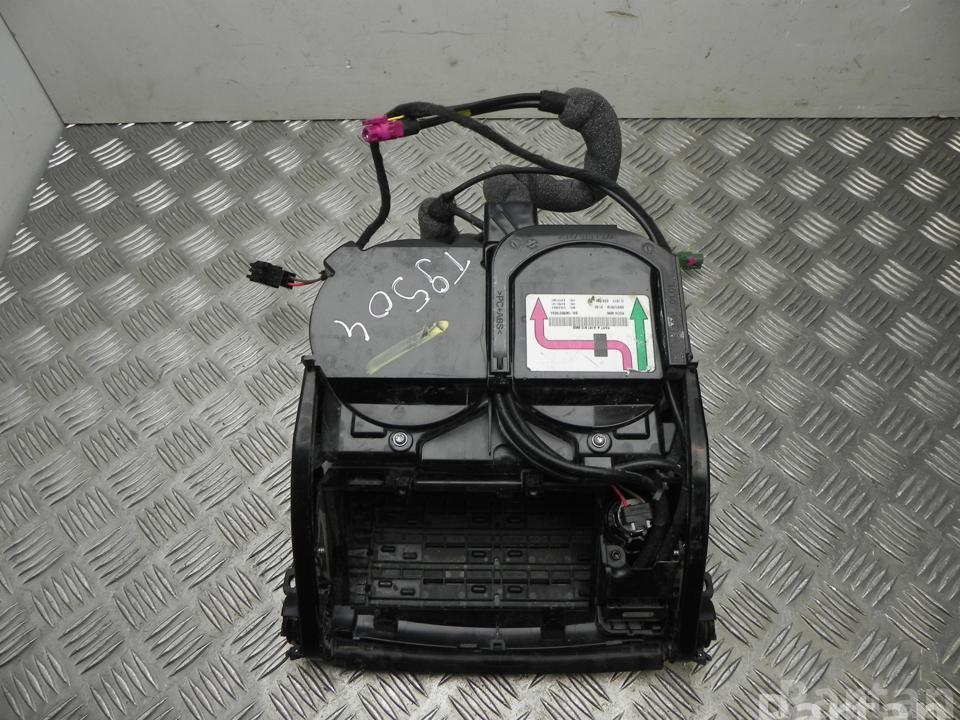 Cup holder A1678109903 Mercedes-Benz GLE 2019