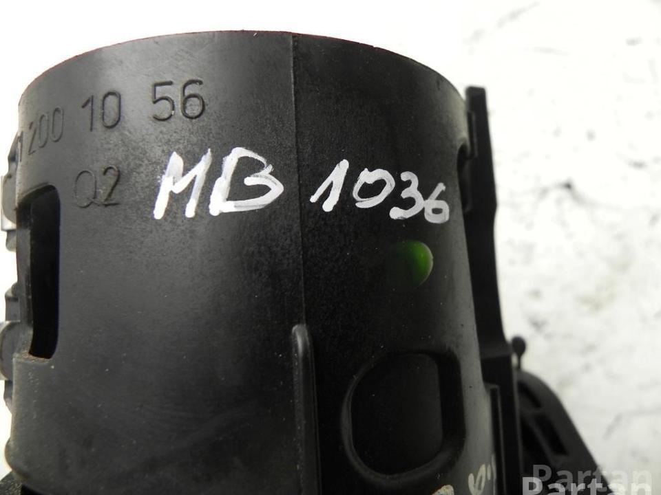 Fuel Filter / Housing A6512001056 Mercedes-Benz E-CLASS 2012