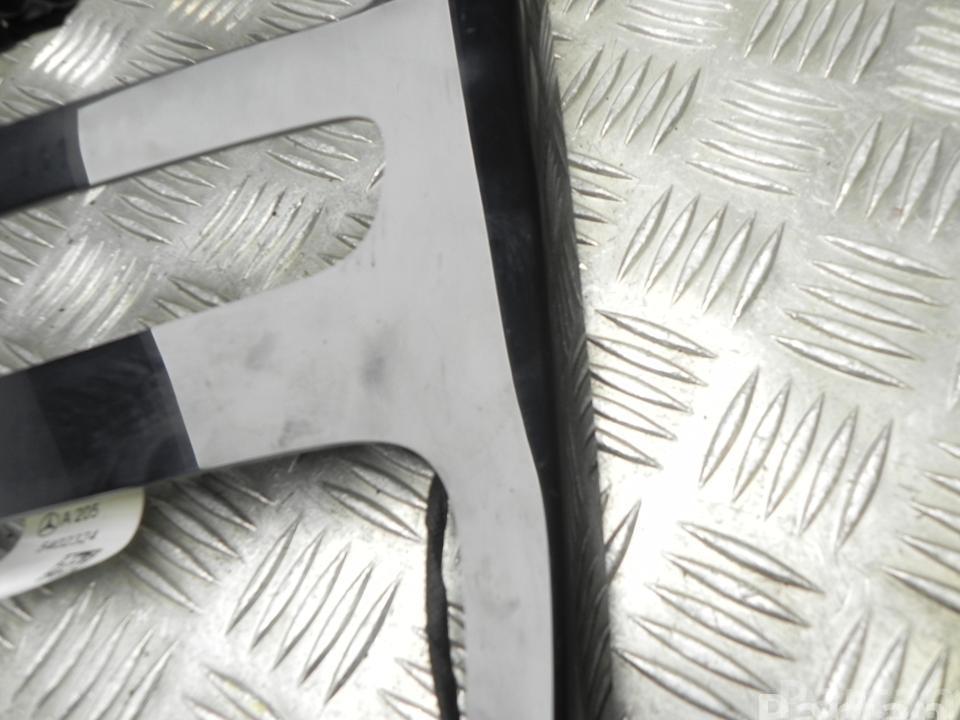 Carrier, capping A2056803805 Mercedes-Benz C-CLASS 2015