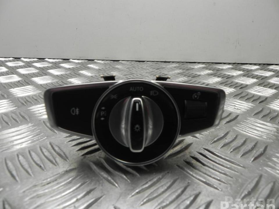 Light switch A2059056500 Mercedes-Benz C-CLASS 2015 - €5