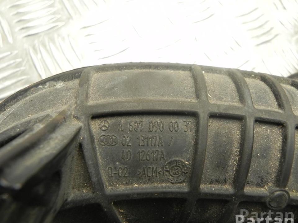 Intake air duct A6070900037 Mercedes-Benz A-CLASS 2013
