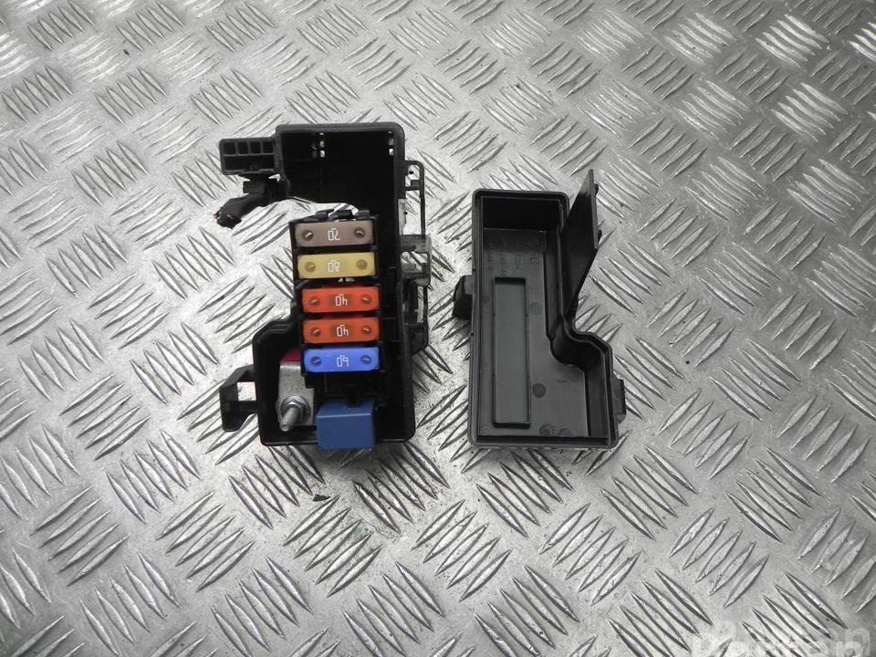 Fuse Box 252369795R Renault ZOE 2020 - €40