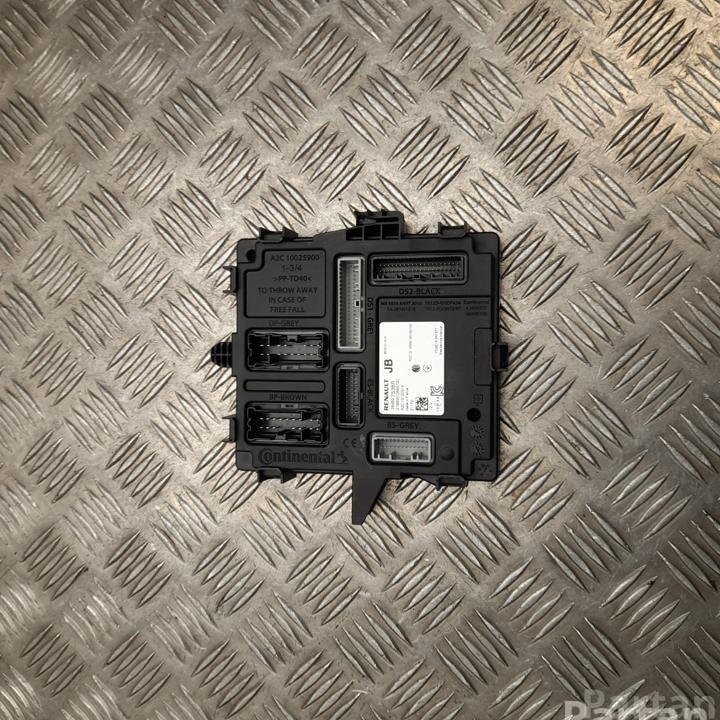Body control module BCM FEM SAM BSI 284B27538R Renault ZOE 2020 - €25