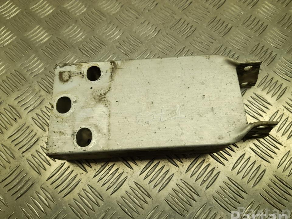 Bracket A2056200395 Mercedes-Benz C-CLASS 2018