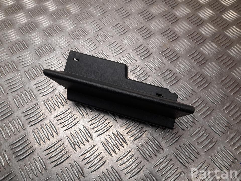 Trim 647440D030 Toyota Yaris Cross XP210 2022