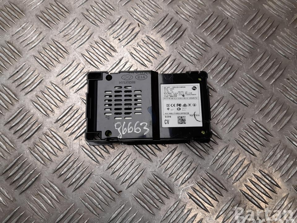 Control unit for wireless charging 95560CV000 Kia EV6 2023