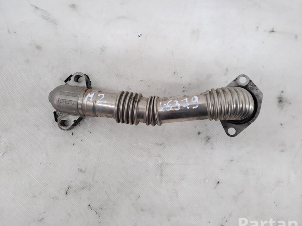 Connector Pipe, vacuum hose 9803250080 Peugeot 208 2013 - €22