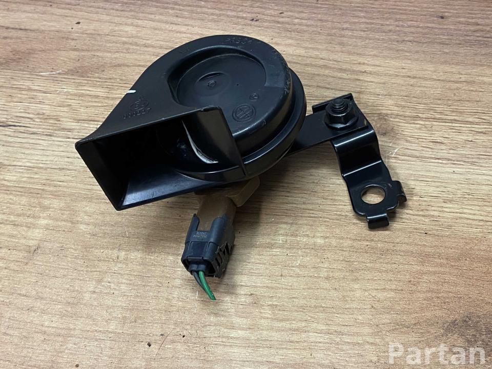 Air/Electric Horn 256201276R Renault AUSTRAL 2024 - €13